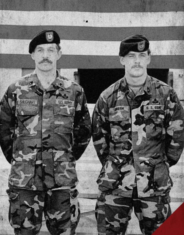 Medal of Honor recipients: (Left) Sgt. First Class Randy Shughart , (Right) Master Sgt. Gary Gordon.